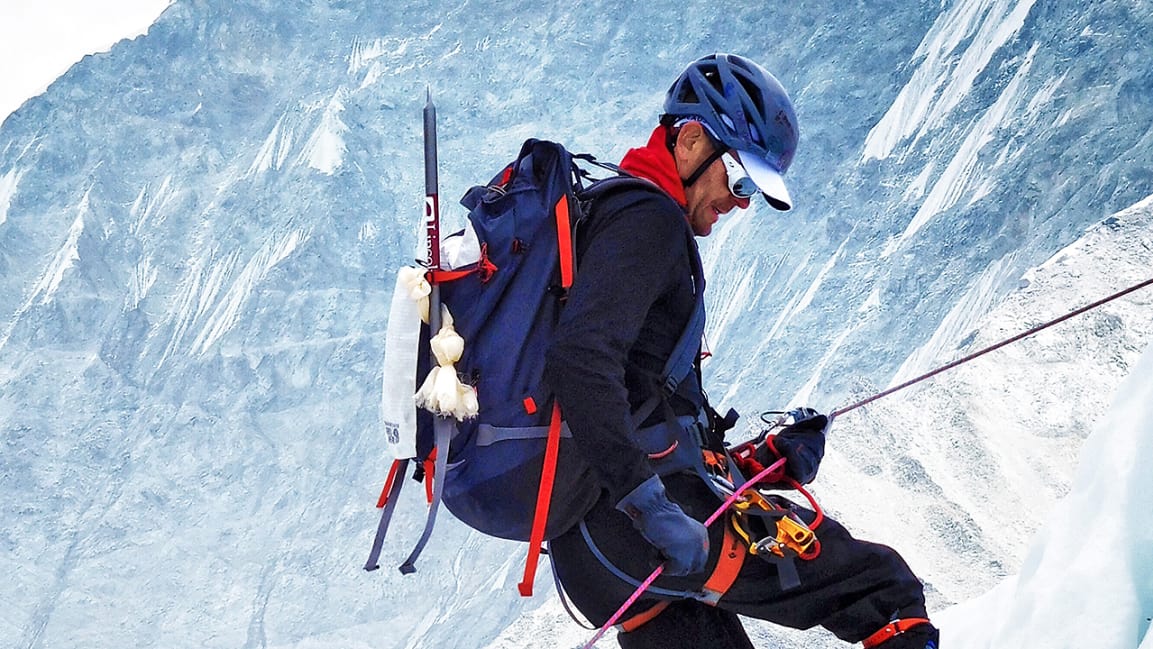 SI MAKES FIRST VR LIVE-ACTION FILM OF CLIMBING EVEREST - Virtual ...